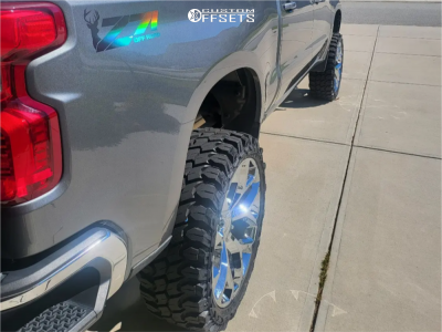 2021 Chevrolet Silverado 1500 with 24x10 31 Strada Replicas Gm Snowflake Replica and 35/12.5R24 ...