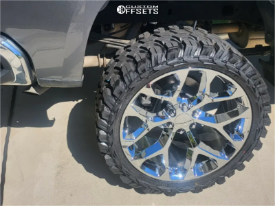 2021 Chevrolet Silverado 1500 with 24x10 31 Strada Replicas Gm Snowflake Replica and 35/12.5R24 ...