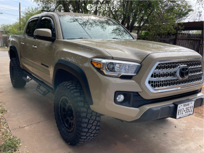 2017 Toyota Tacoma with 17x8.5 0 Method Mr305 and 33/12.5R17 BFGoodrich ...
