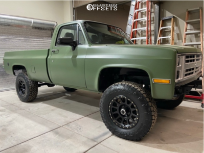 1986 Chevrolet K10 with 18x9 0 Method Mr305 and 35/12.5R18 Toyo Tires ...