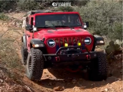 2021 Jeep Gladiator with 17x9 1 Fuel Militia and 35/12.5R17 Kanati ...