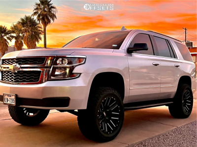 2019 Chevrolet Tahoe with 20x10 -24 Moto Metal Mo978 and 275/60R20 ...