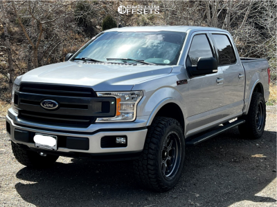 2020 Ford F-150 with 20x10 -18 Fuel Tech and 285/60R20 Mickey Thompson ...