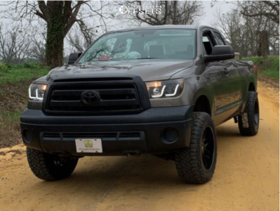 2012 Toyota Tundra with 20x10 -25 Motiv Offroad Magnus and 33/12.5R20 ...
