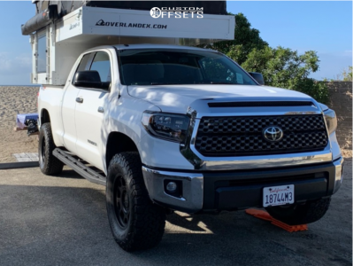 2019 Toyota Tundra with 18x9 18 Method Mr705 and 35/12.5R18 BFGoodrich ...