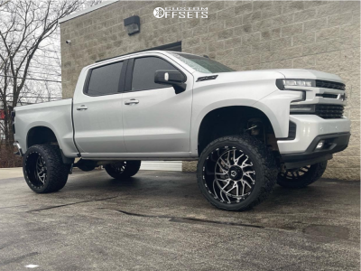 2020 Chevrolet Silverado 1500 with 24x14 -76 TIS 544mb and 35/15.5R24 ...