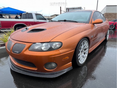 2006 Pontiac GTO with 18x8.5 35 Avant Garde M359 and 245/35R18 Michelin ...