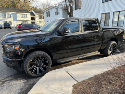 2022 Ram 1500 with 22x12 -44 Fuel Contra and 33/12.5R22 Radar Renegade ...