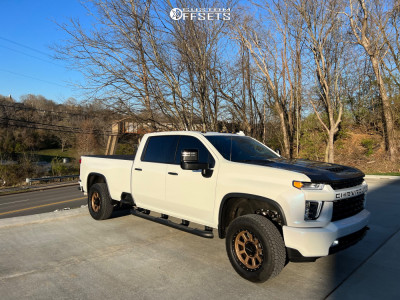 2023 Chevrolet Silverado 3500 HD with 22x12 -44 TIS 544C and 37/13.5R22 ...