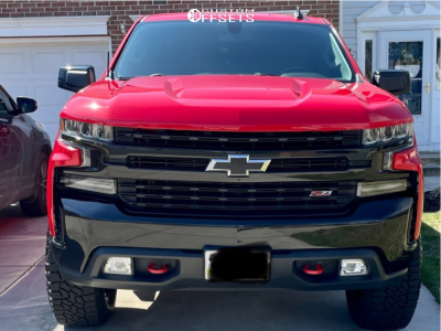 2019 Chevrolet Silverado 1500 with 20x10 -19 Alloy Ion 143 and 285 ...