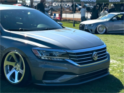 2020 Volkswagen Passat with 19x10 35 3SDM 0.06 and 225/35R19 Venom ...