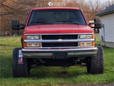 1996 Chevrolet K2500 with 24x14 -81 ARKON OFF-ROAD Roosevelt and 33/14 ...
