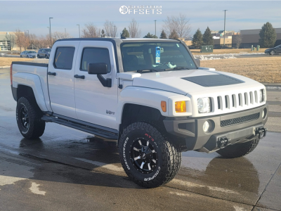 2009 Hummer H3T with 16x9 0 Moto Metal MO970 and 285/75R16 Cooper ...