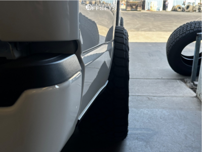 2023 Ford F-150 with 20x10 -18 Method Mr305 and 285/50R20 Nitto Recon ...