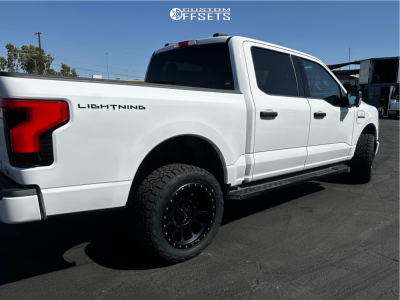 2023 Ford F-150 with 20x10 -18 Method Mr305 and 285/50R20 Nitto Recon ...
