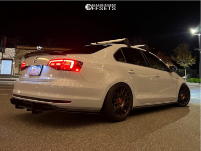 2017 Volkswagen Jetta with 18x8.5 35 BBS Chr and 225/40R18 General G ...