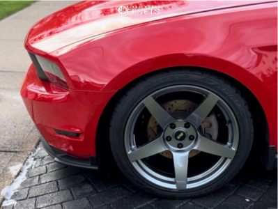 2010 Ford Mustang with 19x10 35 SVE R355 and 275/35R19 Nitto Nt555 G2 ...