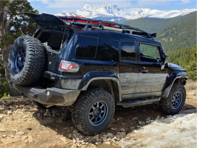 2014 Toyota FJ Cruiser with 17x8.5 0 Method Mr701 and 295/70R17 Mickey ...