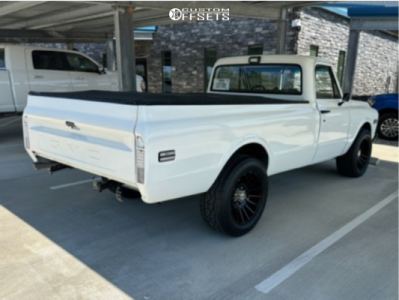1971 Chevrolet C20 Pickup with 20x10 -18 Moto Metal Mo807 and 305/55R20 ...