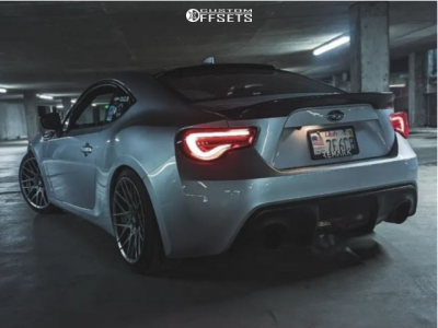 2017 Subaru BRZ with 18x9.5 35 Rotiform Rse and 235/40R18 Nitto Nt555 ...
