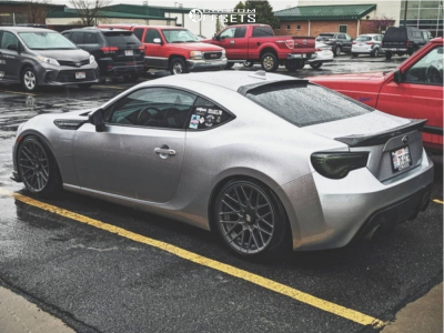 2017 Subaru BRZ with 18x9.5 35 Rotiform Rse and 235/40R18 Nitto Nt555 ...