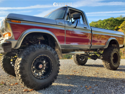 1979 Ford F-250 with 20x12 -52 Method MR605 and 41/14.5R20 Interco Irok ...