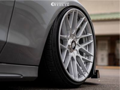 2016 Mercedes-Benz C300 with 19x10 35 Rotiform Rse and 225/35R19 ...