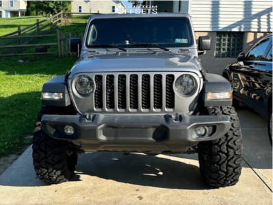 2020 Jeep Gladiator with 17x9 -12 Vision Flow and 35/12.5R17 Radar ...