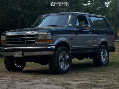 1994 Ford Bronco with 20x12 -44 Hostile Alpha and 33/12.5R20 Sierra ...