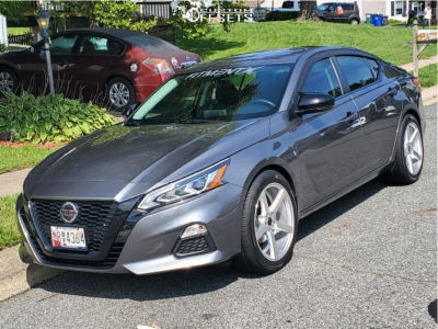 2020 Nissan Altima with 19x8.5 35 Vors Tr5 and 245/45R19 Hankook Ventus ...