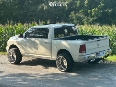2009 Dodge Ram 1500 with 24x14 -44 Stealth Forged Ruger and 33/13.5R24 ...