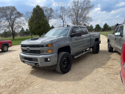 2019 Chevrolet Silverado 2500 HD with 20x10 -18 Fuel Saber and 285 ...