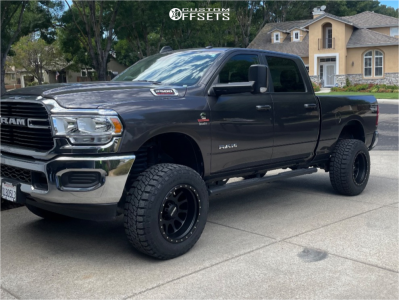 2020 Ram 2500 with 20x12 -52 Method Mr605 and 35/12.5R20 Mickey ...