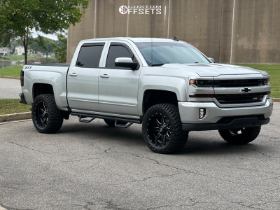 2016 Chevrolet Silverado 1500 Wheel Offset Aggressive > 1" Outside ...