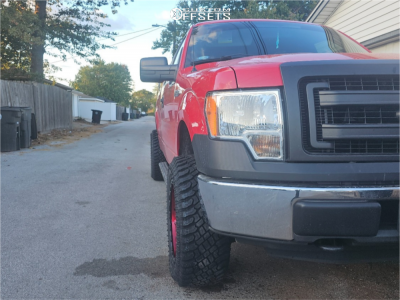 2013 Ford F-150 with 20x10 -25 Vision Korupt and 33/12.5R20 Atturo ...