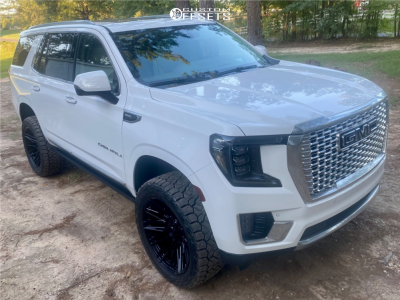 2021 GMC Yukon with 22x10 -19 Gear Off-Road Edge and 315/45R22 Nitto ...
