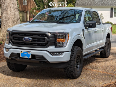 2022 Ford F-150 with 17x8.5 6 Icon Alloys Compression and 305/70R17 ...