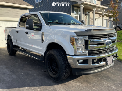 2019 Ford F-250 Super Duty with 18x9.5 -18 Vision Tactical and 295 ...