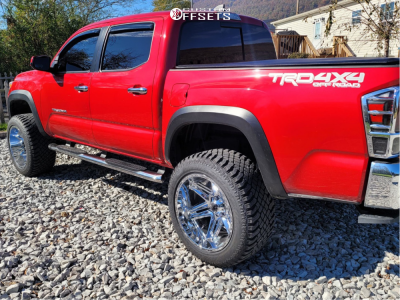 2022 Toyota Tacoma with 20x12 -51 Vision Razor and 305/50R20 Atturo ...