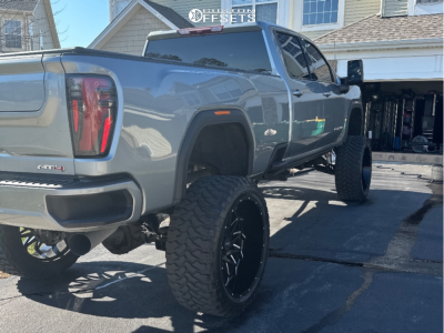 2024 GMC Sierra 2500 HD with 28x14 -76 Xtreme Mudder Xm-330 and 42/15 ...