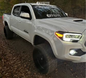 2023 Toyota Tacoma with 22x12 -44 TIS 547b and 285/35R22 Venom Power ...