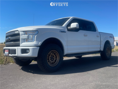 2015 Ford F-150 with 17x8.5 0 Method Mr318 and 35/12.5R17 BFGoodrich ...