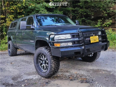2001 Chevrolet Silverado 1500 HD with 17x8 0 American Racing ATX Ledge ...