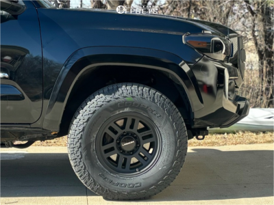 2018 Toyota Tacoma with 16x8 0 Vision Manx 2 Overland and 265/75R16 ...
