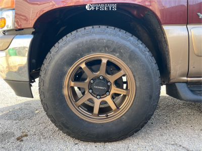 2000 GMC Yukon XL 1500 with 17x9 20 Vision Flow and 285/70R17 Cooper ...