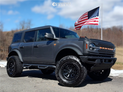 2023 Ford Bronco with 18x9 20 Fuel Covert and 35/12.5R18 Toyo Tires ...