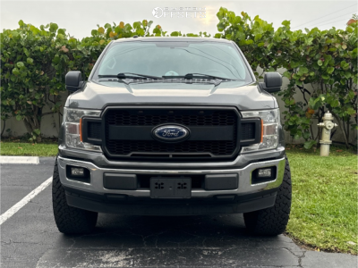 2018 Ford F-150 with 20x9 12 Vision Brawl and 35/12.5R20 Venom Power ...