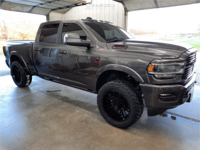 2022 Ram 2500 with 22x10 -12 Gear Off-Road Lumen and 35/12.5R22 Venom ...