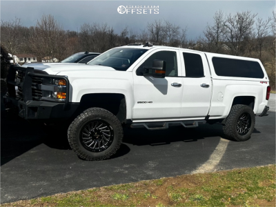 2017 Chevrolet Silverado 2500 HD Wheel Offset Aggressive > 1" Outside ...