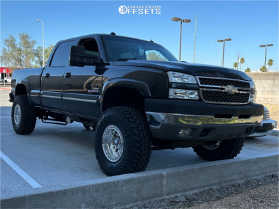 2005 Chevrolet Silverado 2500 HD Wheel Offset Aggressive > 1" Outside ...